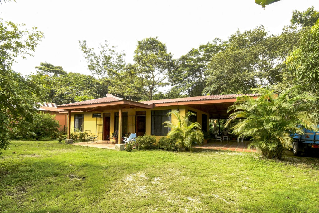 Charming Tico Style 3 BR Beach Home Surrounded by Nature